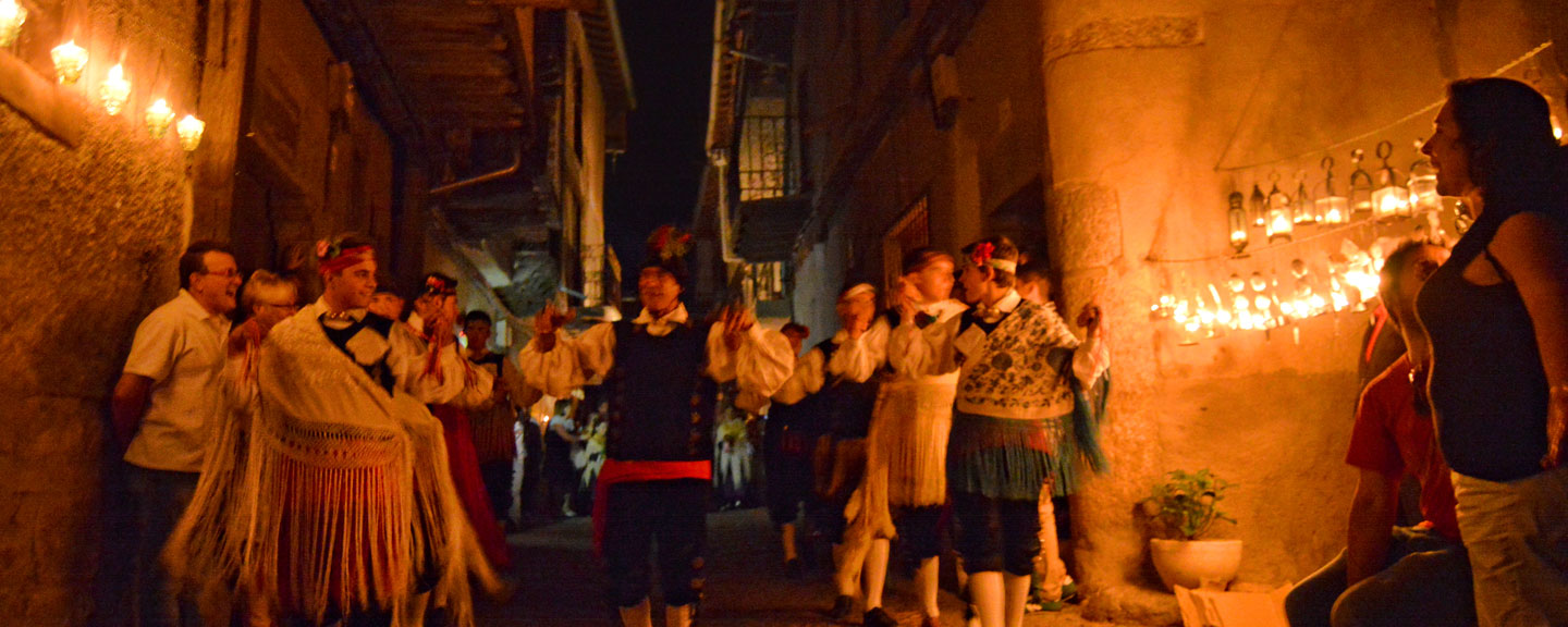 The Procession of the Candles of Miranda del Castañar | Portal de ...