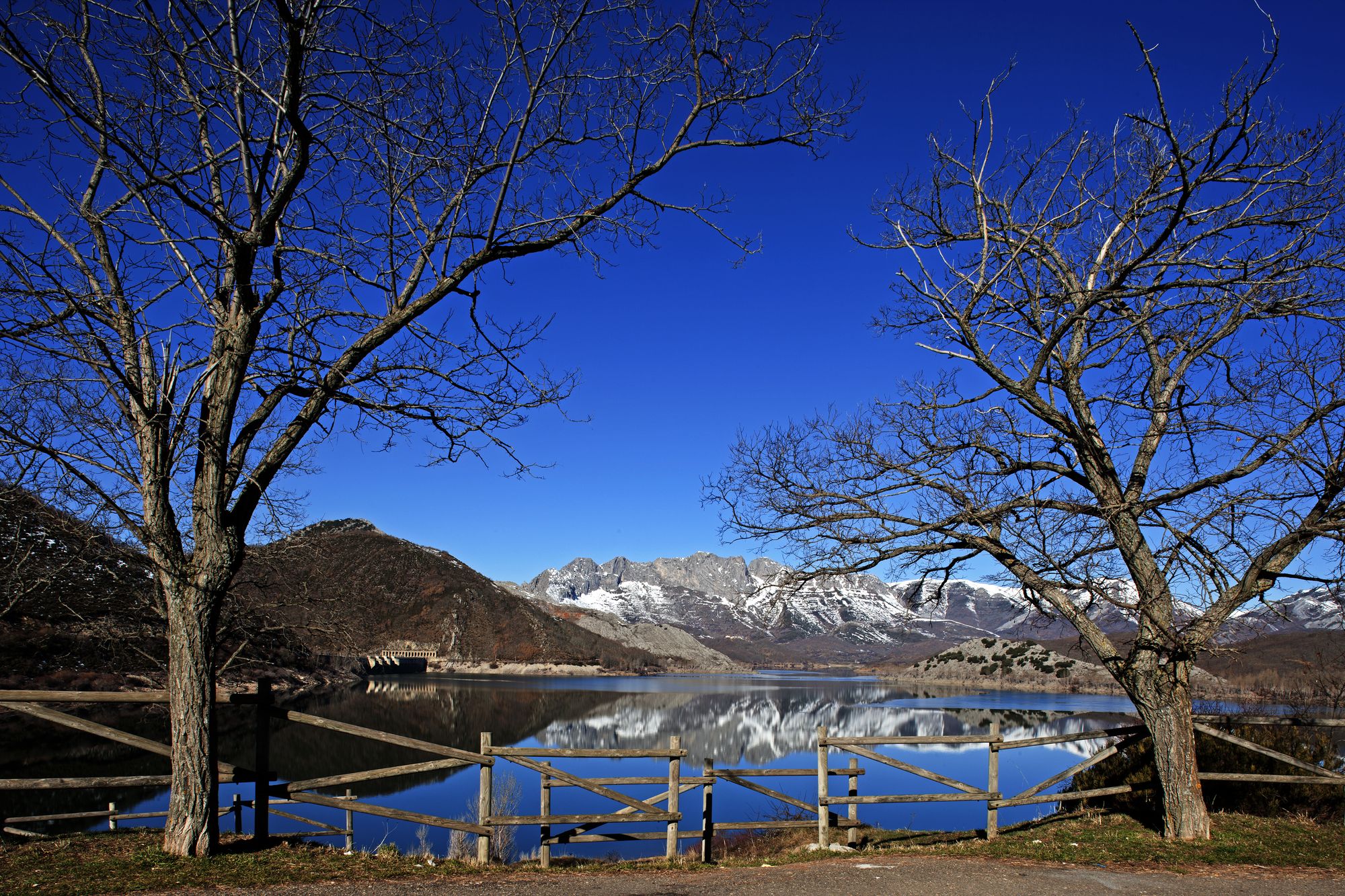 Embalse del Porma | Portal de Turismo de Castilla y León