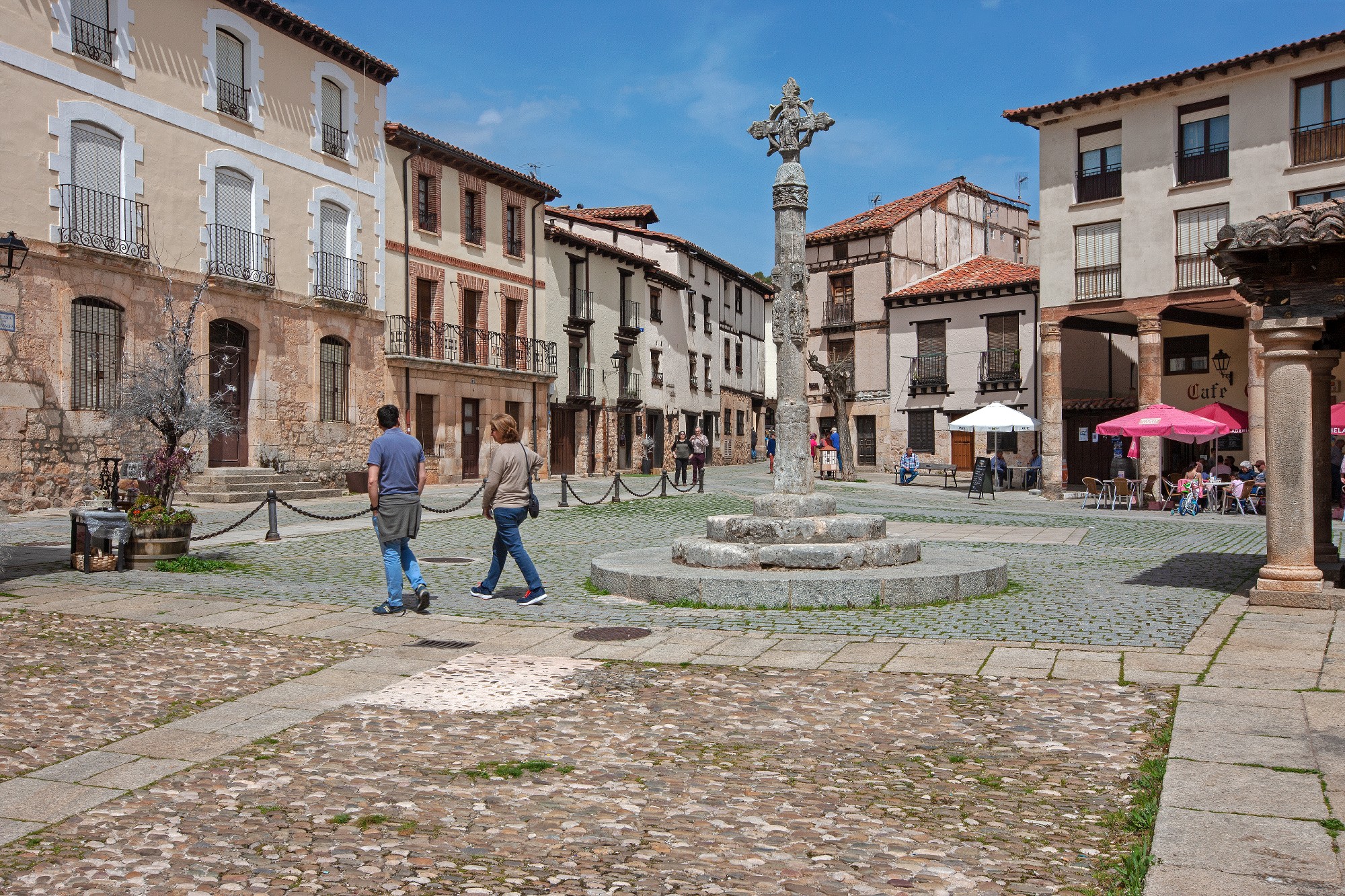 Covarrubias | Portal de Turismo de Castilla y León