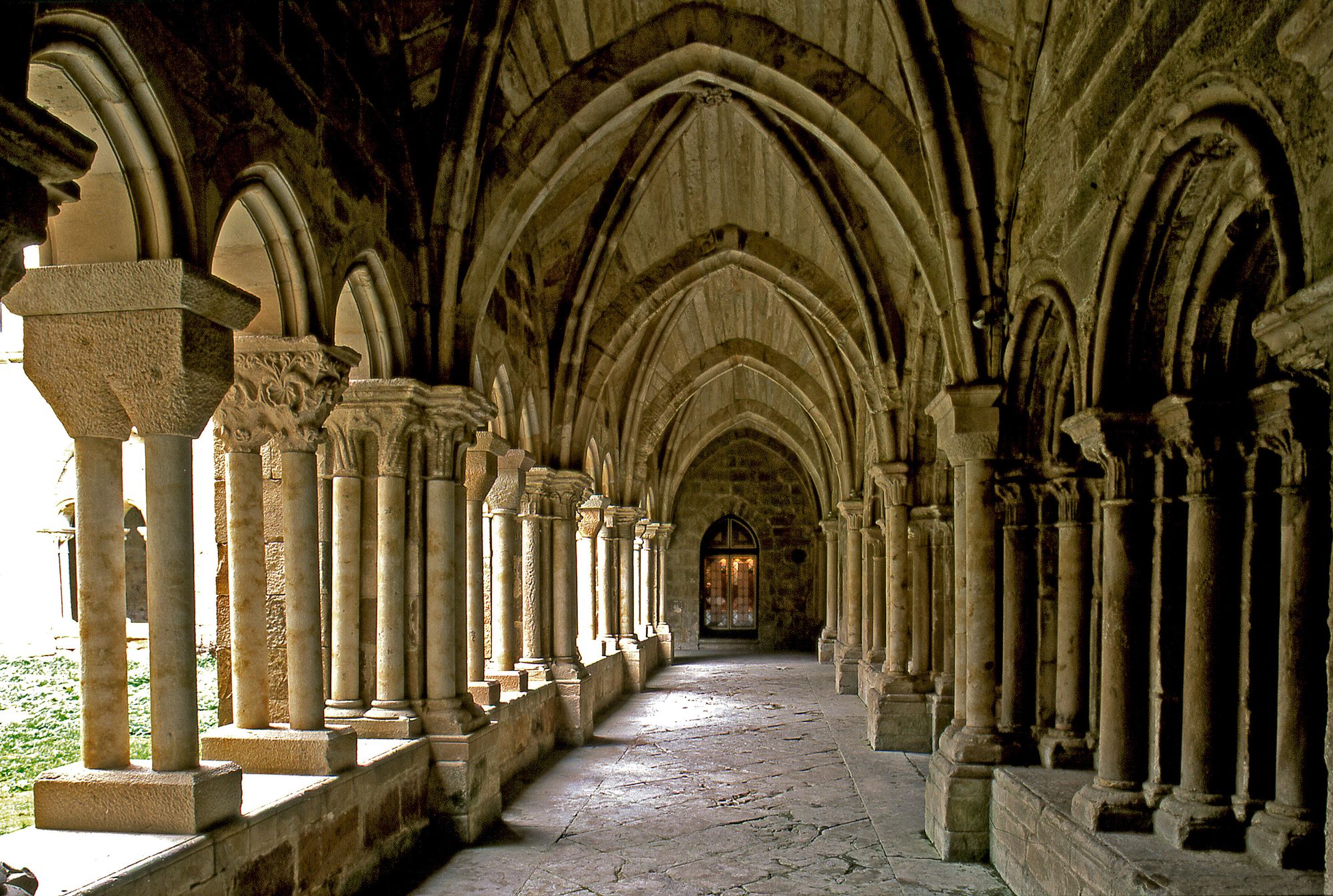 Monastery of Santa Maria la Real | Portal de Turismo de Castilla y León