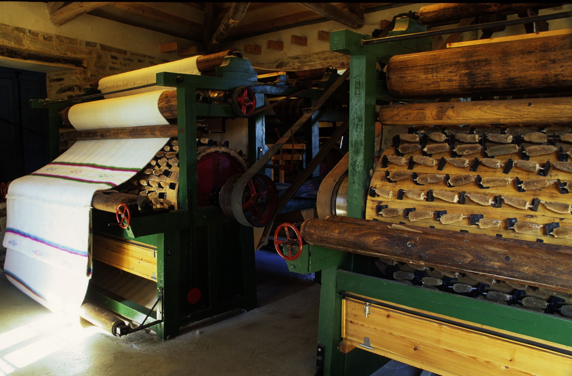 Textile Museum of Val de San Lorenzo - Batan Museo | Portal de Turismo ...
