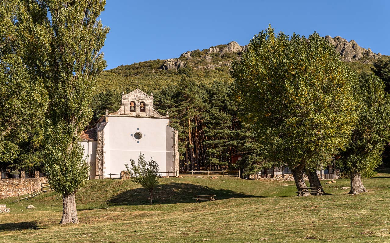 Los pueblos rojos y negros en la sierra de Ayllón de Segovia | Portal ...